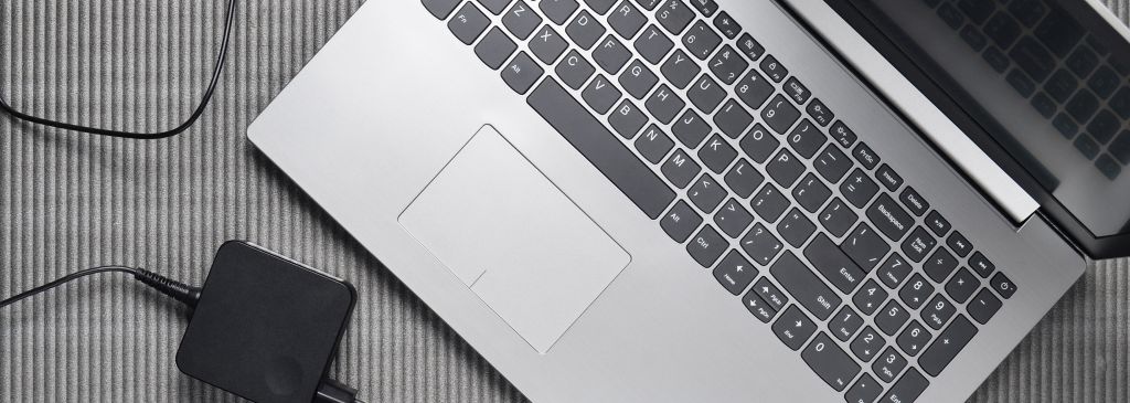 How To Choose Laptop Adapters Wisely: A Buyer’s Guide - Techie Store